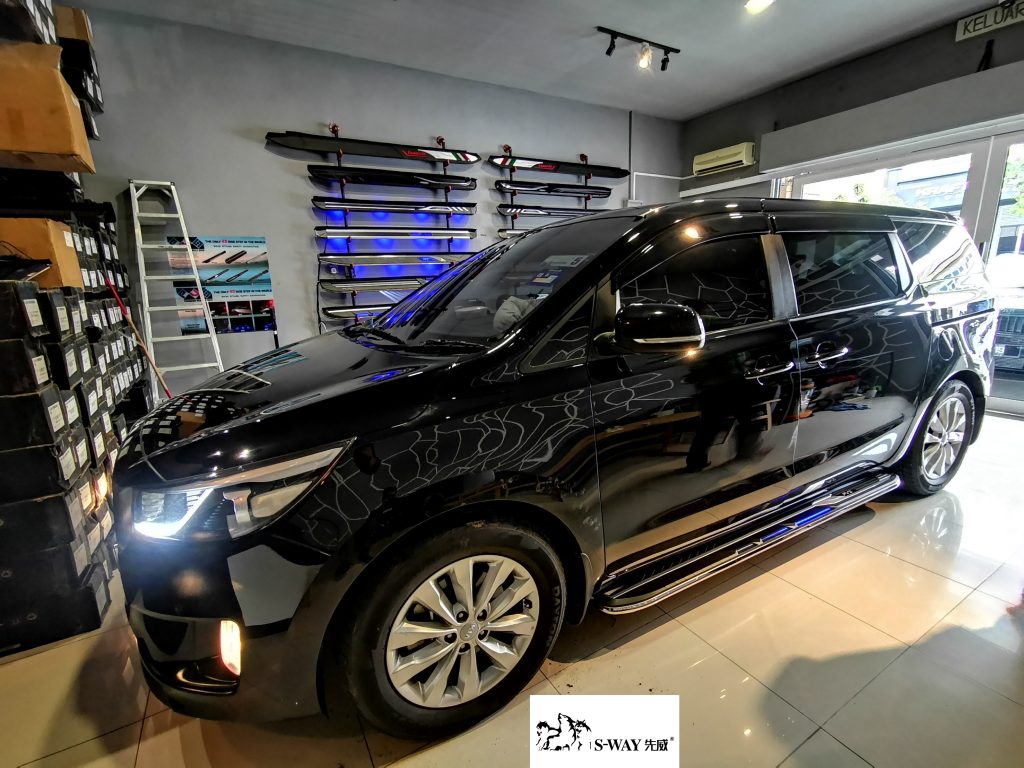 Kia Grand Carnival | PREMIUM VEHICLE STEP