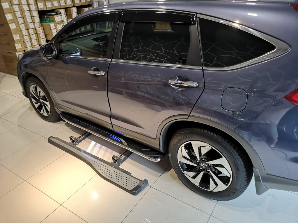 Executive | PREMIUM VEHICLE STEP
